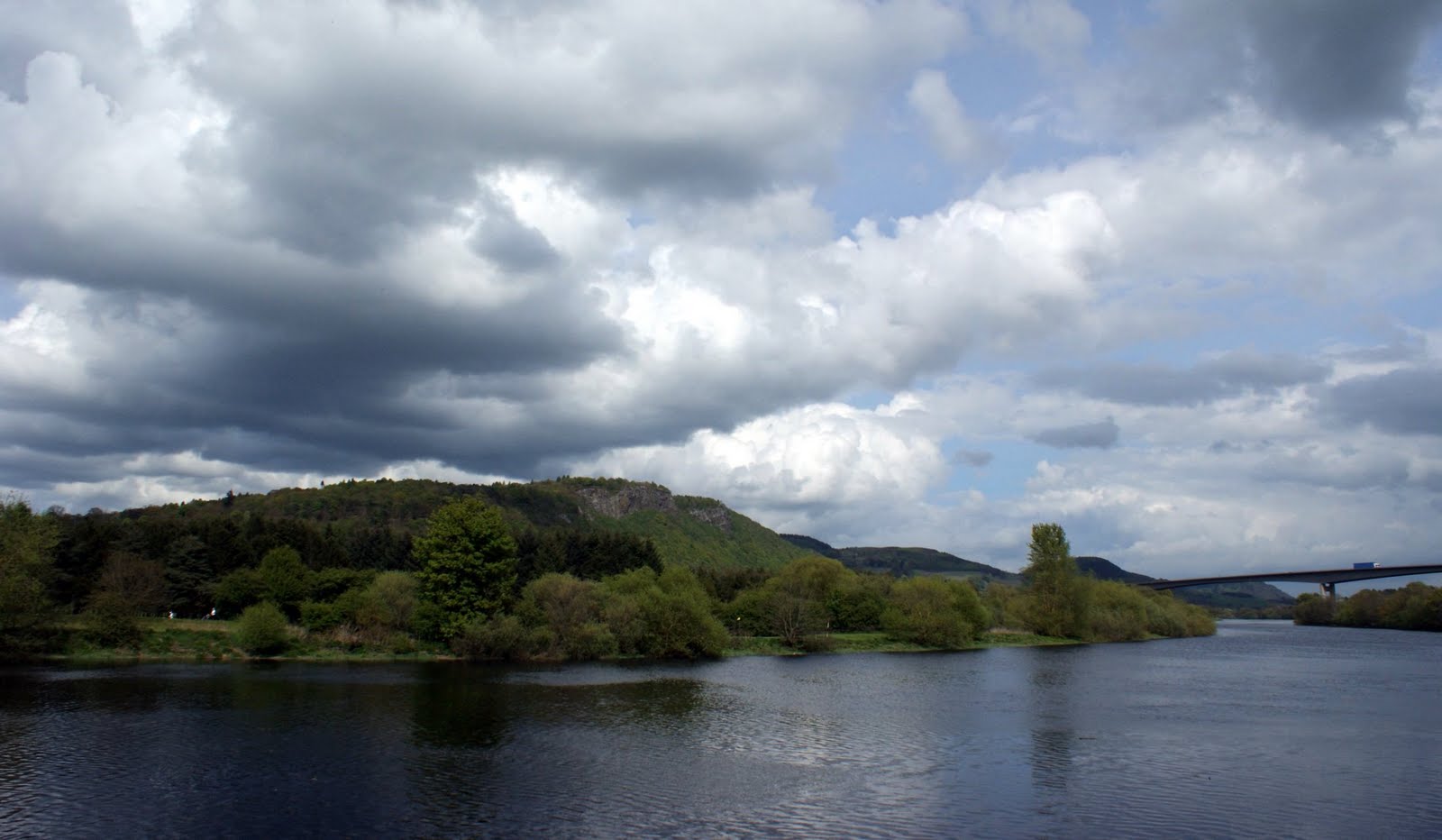 Tour Scotland: May 14th Photograph River Tay Scotland