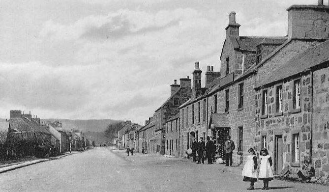 Tour Scotland: Old Photographs Bankfoot Scotland