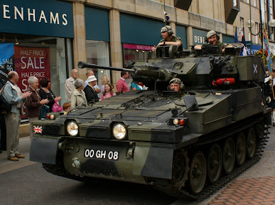 Tour Scotland: Photograph Challenger 2 Tank Scotland