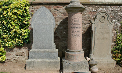 Tour Scotland: Photograph Friockheim Cemetery Scotland