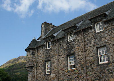 Tour Scotland: Tour Scotland Photograph Menstrie Castle