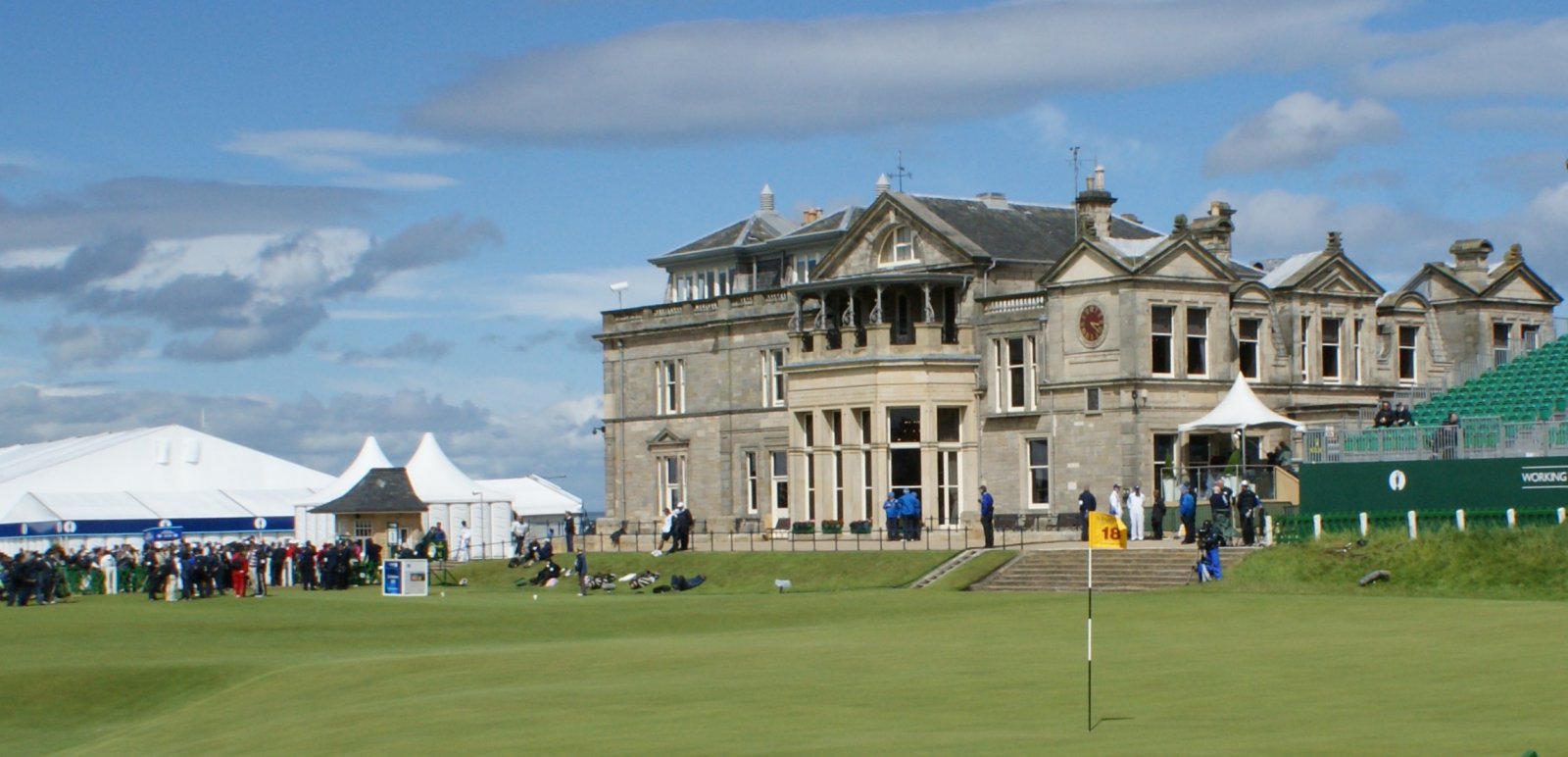 Tour Scotland: July 16th Photographs Old Course St Andrews Scotland