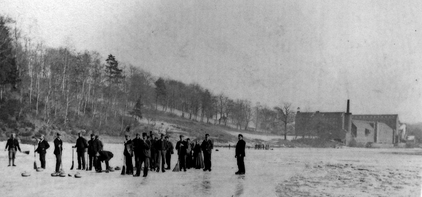 Tour Scotland: Old Photograph Curling Stanley Scotland