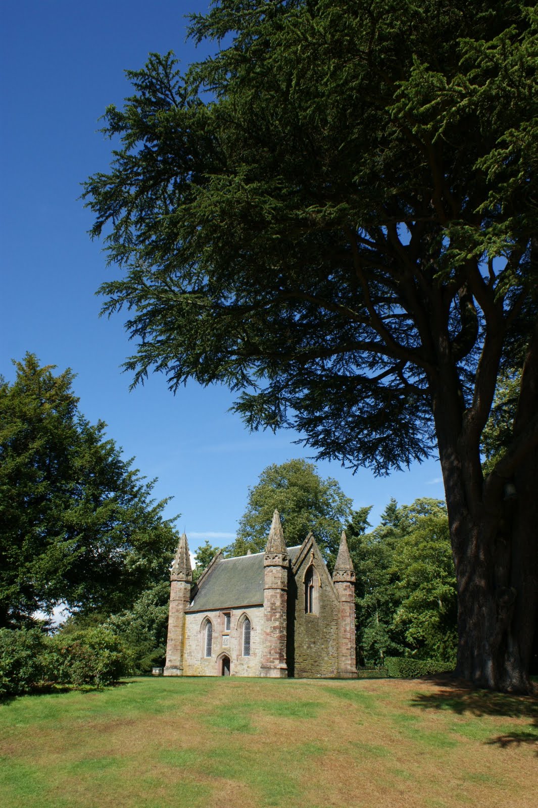 Tour Scotland: August 20th Photograph Moot Hill Scotland