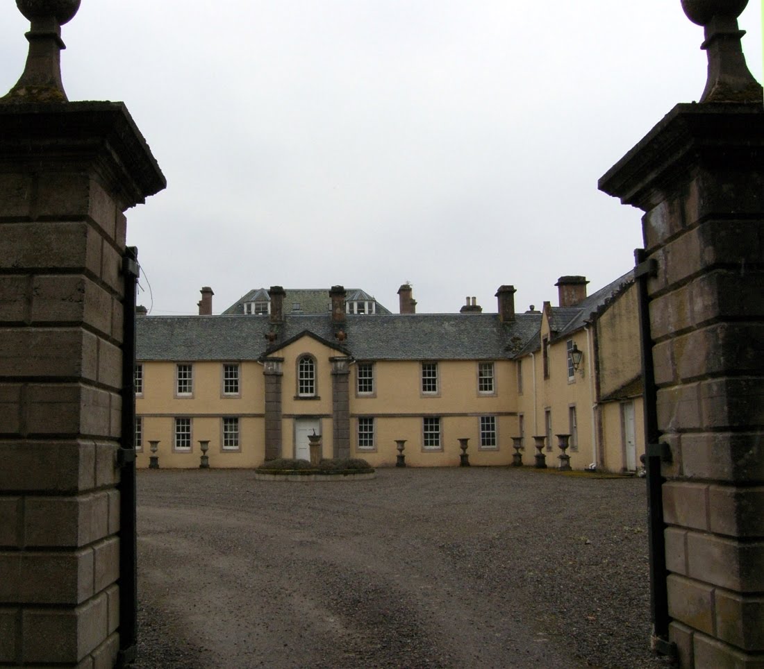 Tour Scotland: Tour Scotland Photograph Castle Foulis