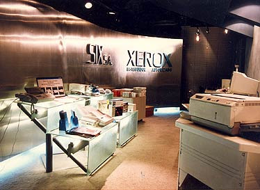 2+DE2IGN: Xerox- Mendoza Plaza Shoping