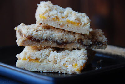 krismulkey.com: Easy Fresh Fruit Shortbread Bars