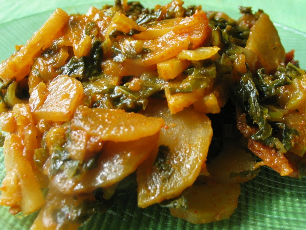 Nisha's Kitchen: Muli ki Sabzi / Radish cooked with tomato and onion