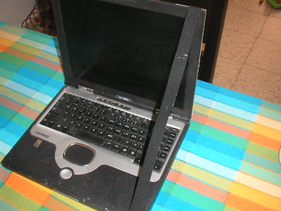 HOWTO: Fix a Broken Laptop Lid for $1