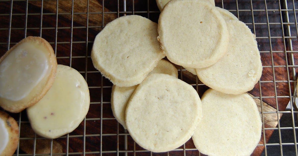 Cardamom-Semolina & Lavender-Lemon Shortbread Cookies - Always Order ...