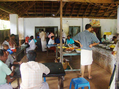 Malloo & Indian spice: Kallu (Toddy) shappu (shop) some where in Kerala