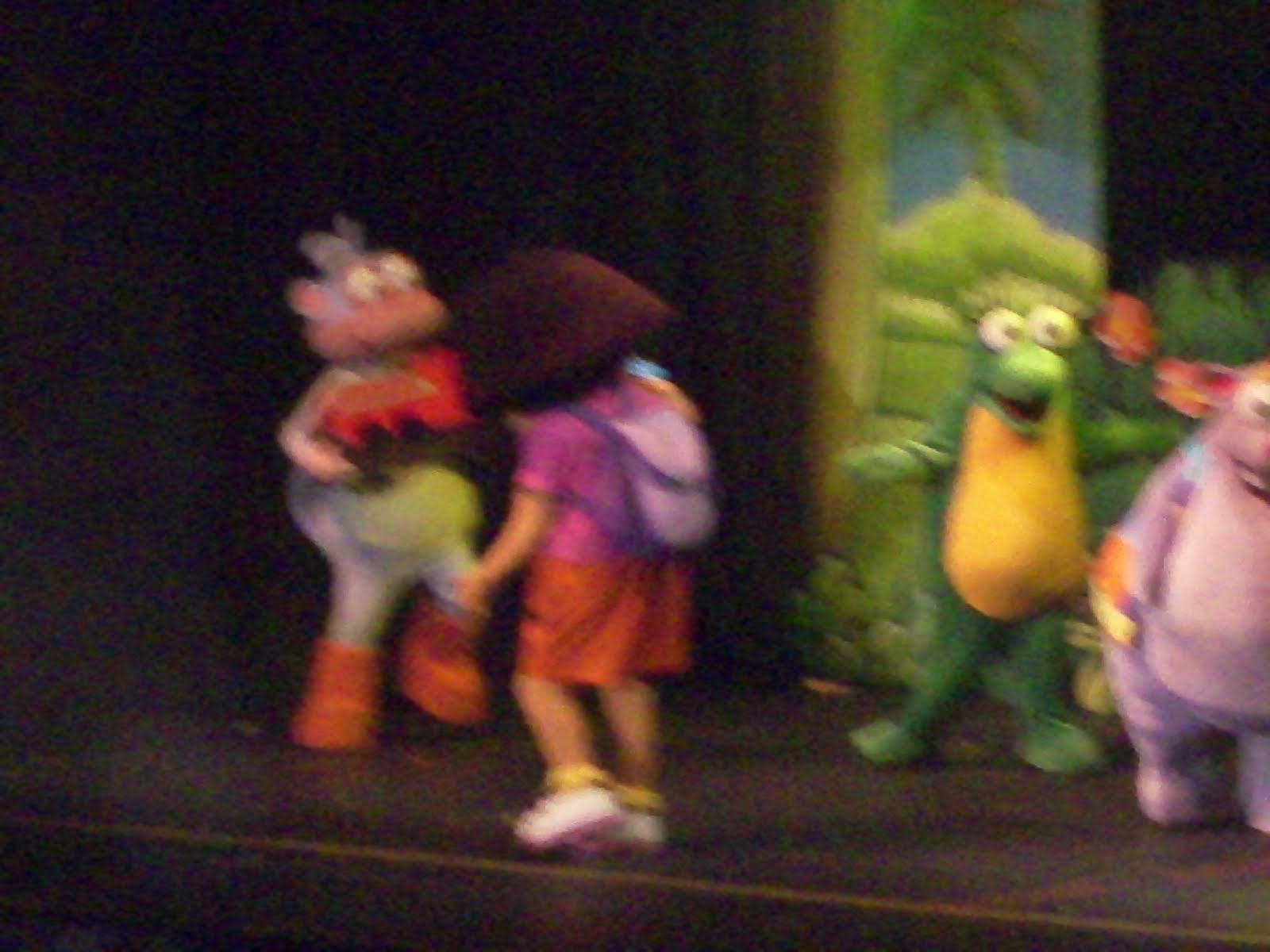 The Pura Vida Mommy: Dora The Explorer Live