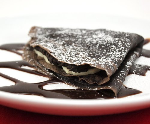 LOFT Tampico: CREPAS DE CHOCOLATE CON BATIDO DE CHOCOLATE BLANCO