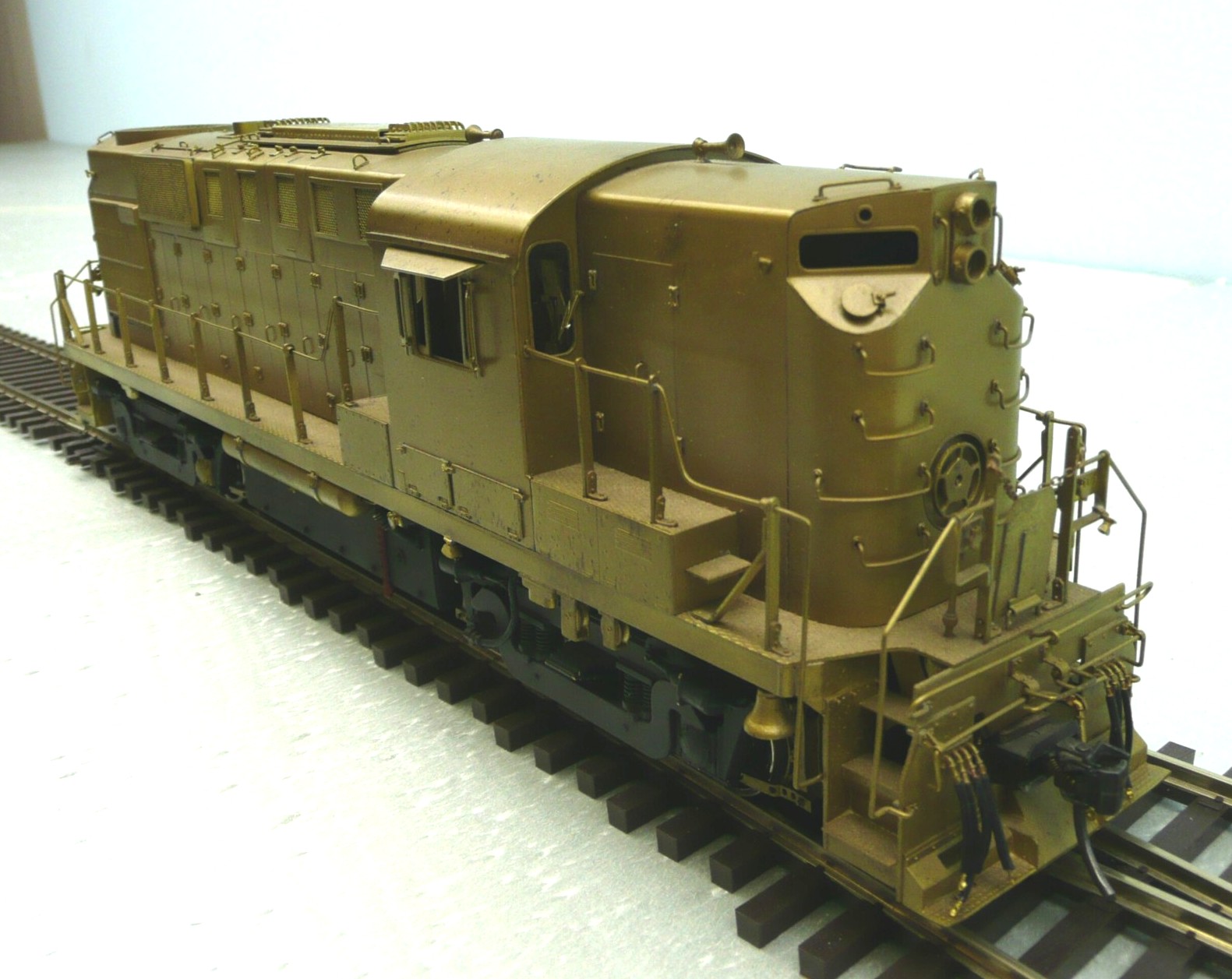 WELCOME TO THE NEW CASTLE INDUSTRIAL RAILROAD: RS-11 no. 318