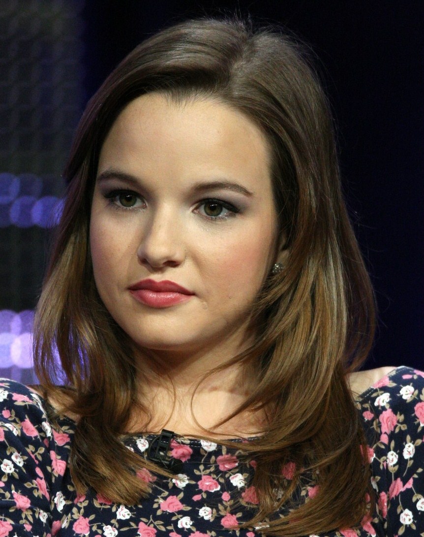 TeenCelebBuzz: Kay Panabaker: Press Tour Pretty