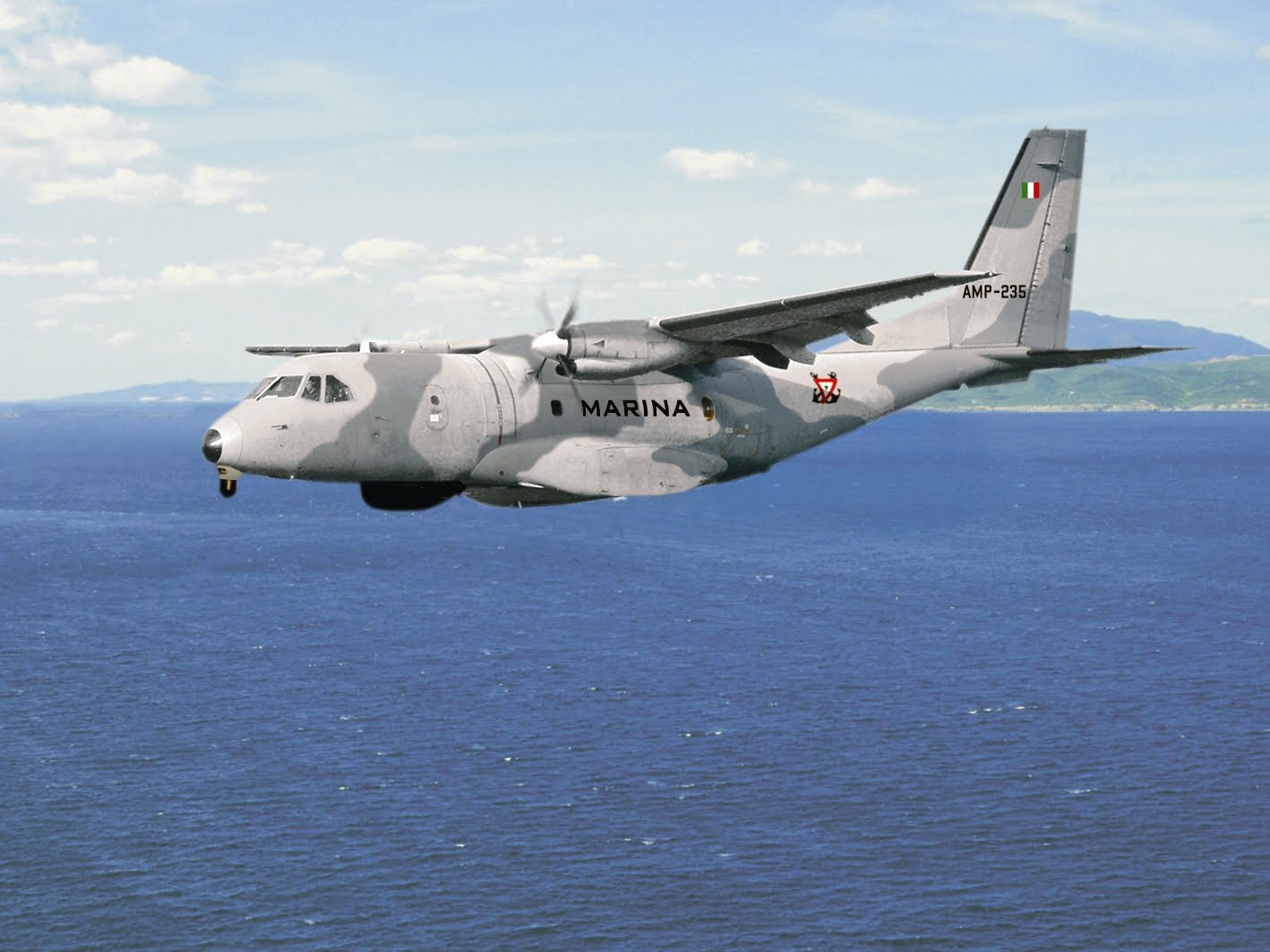 INDONESIA DEFENCE: CN 235 Pesanan KCG Terbang Perdana