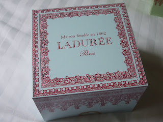 Eats, drinks and reads: Laduree Boxes!