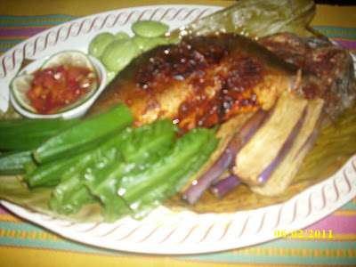 Baulu Panggang Cecah Budu & Ulam-Ulaman - Amie's Little Kitchen