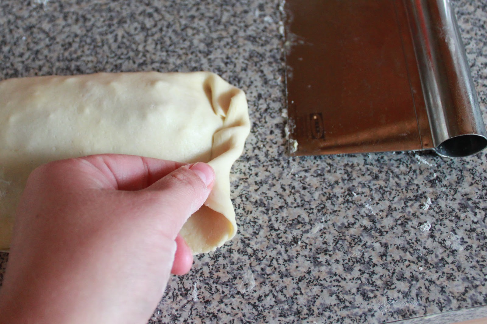 everywhere orange: Pizza 101: pocket pizza