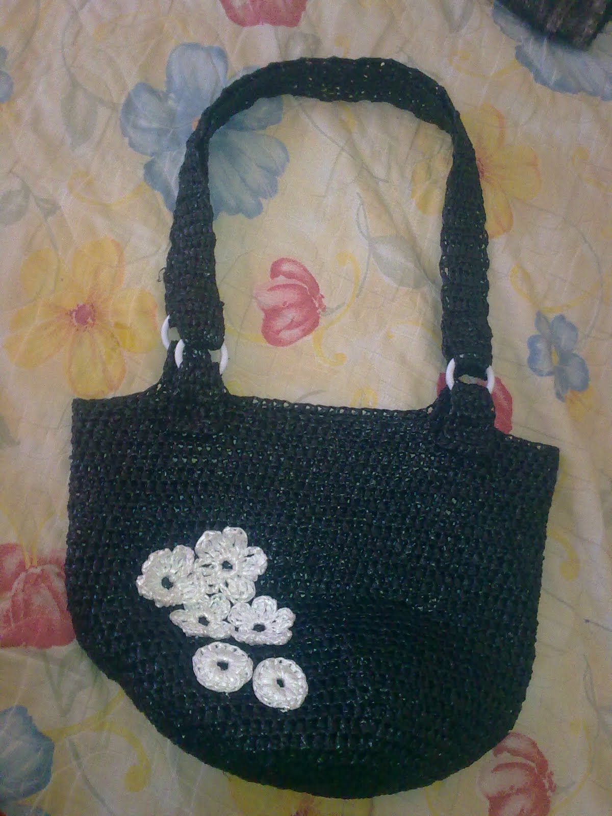 Creando cosas nuevas: Bolsa en rafia