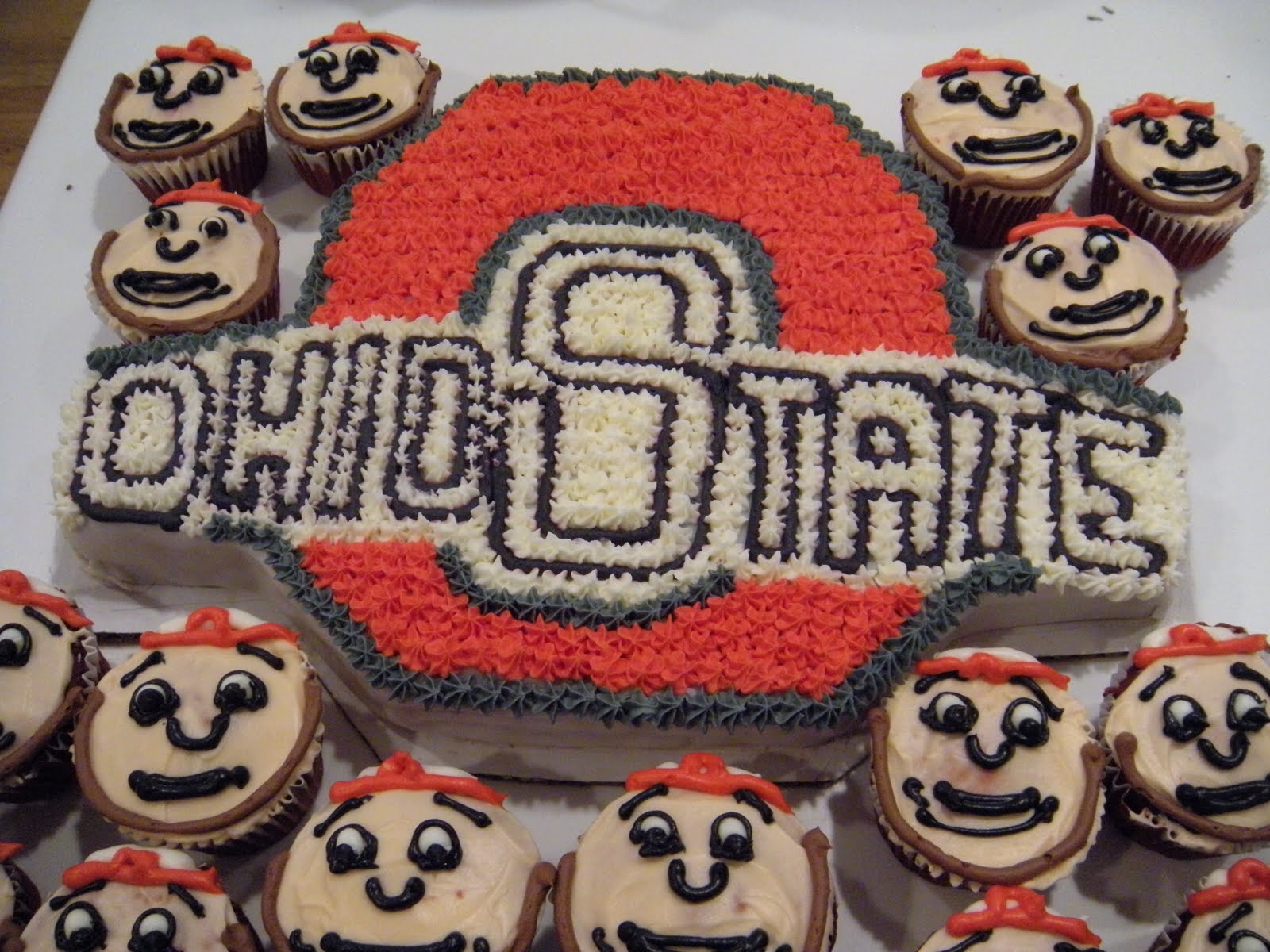 Mmmeliacakes!: Custom Cakes For Every Occasion!: Ohio State Cake