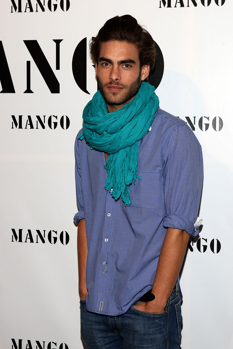 I love male models: Jon Kortajarena
