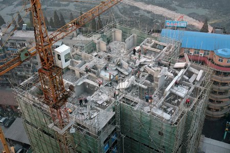 Al Fin: China's Buildings Chip, Crack, Collapse Too Soon