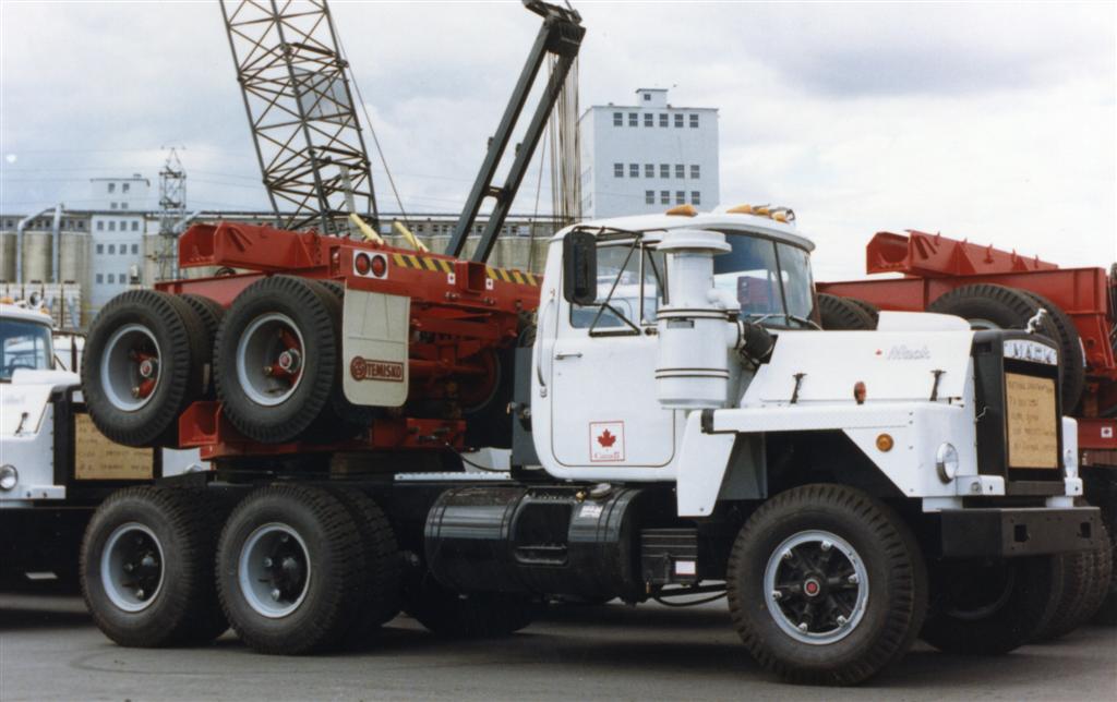 Truckfax: Mack DM