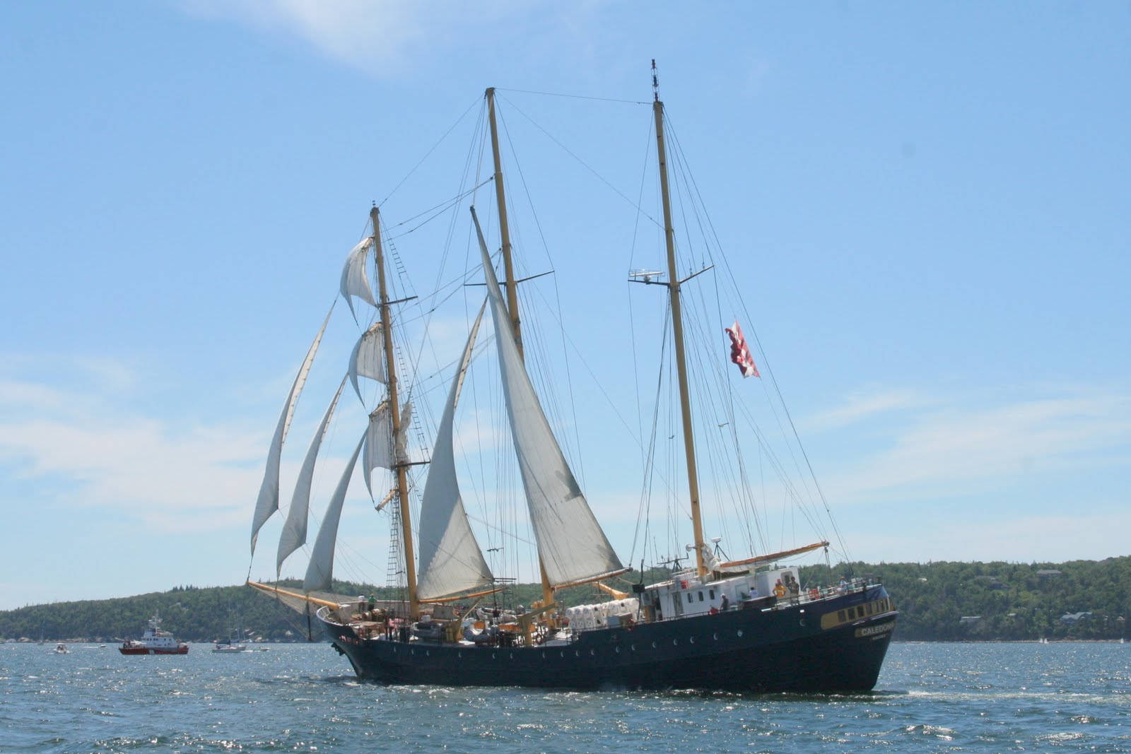 Shipfax: Canadian Sailing Expeditions folds