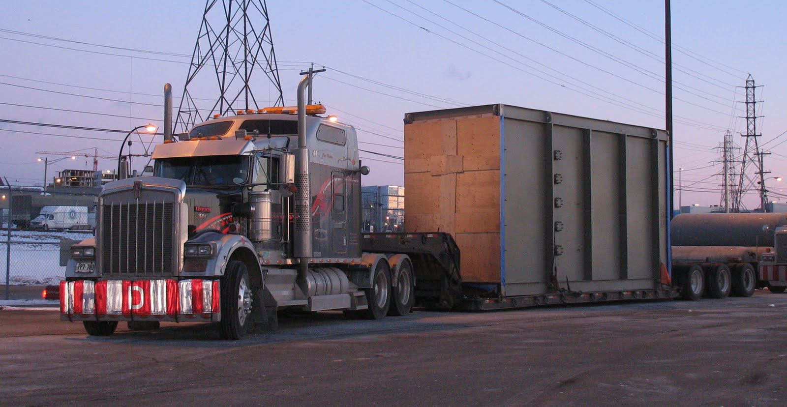 Truckfax: More big loads