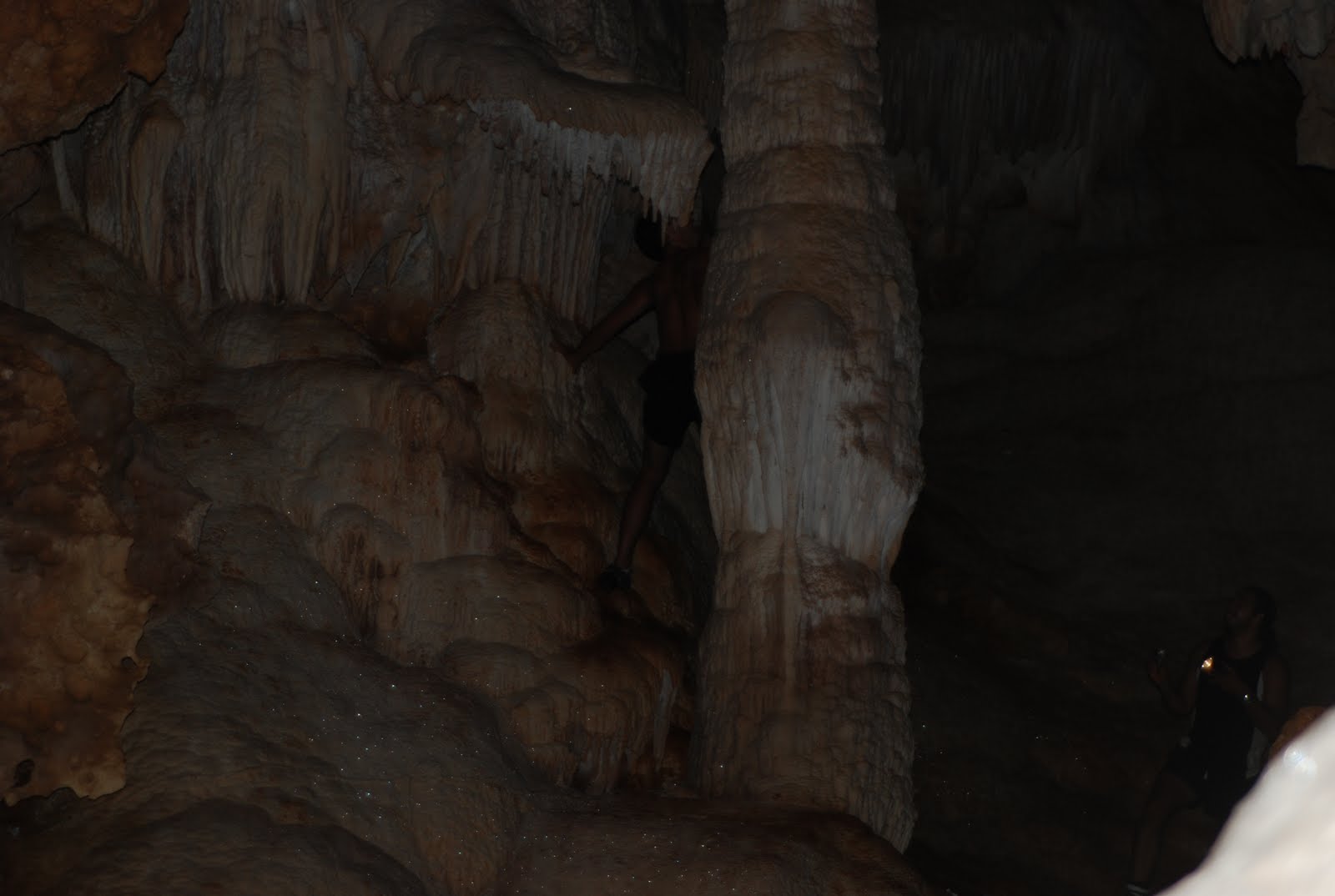 Mangaia - Cook Islands: Historical sites - Caves