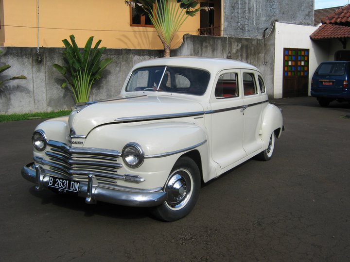 TOKO BARANG ANTIK: Disewakan: Mobil Antik