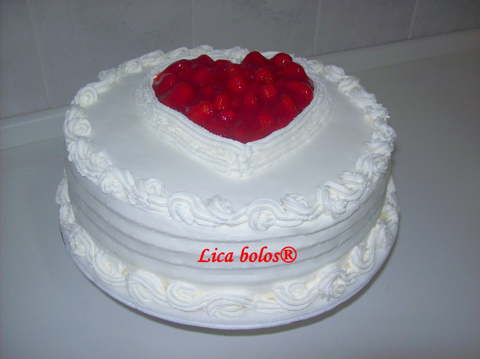 Como Confeitar Bolo Quadrado Com Chantilly