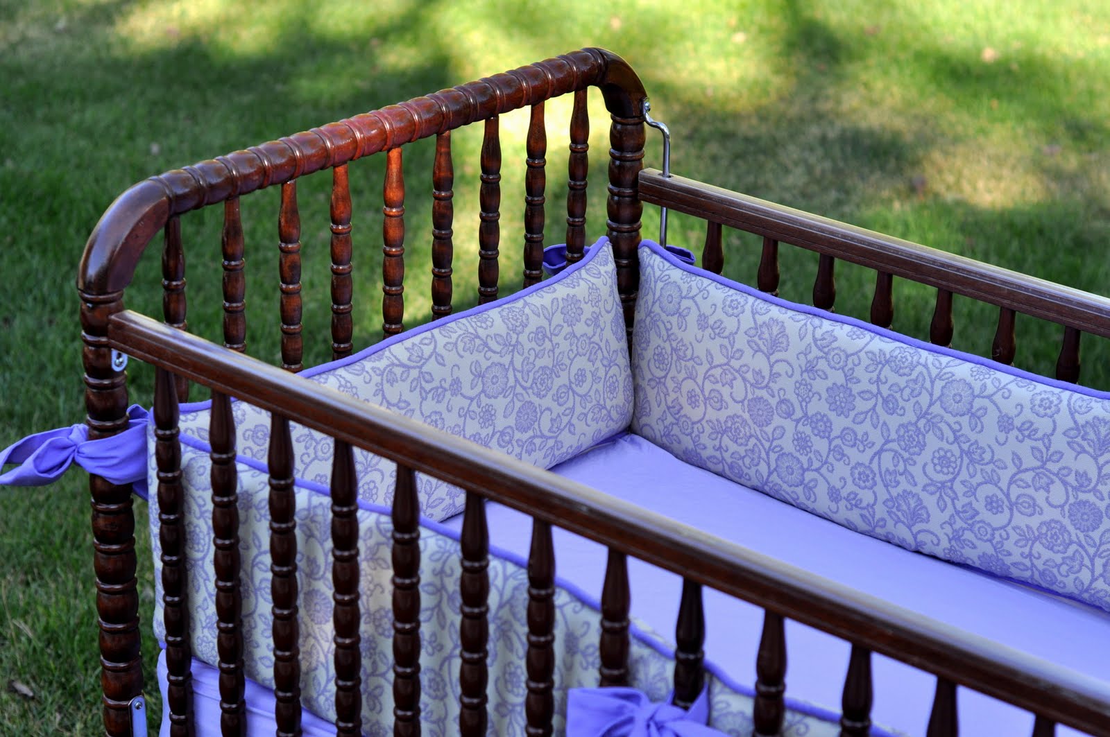Aesthetic Nest: Sewing: Linen and Lavender Crib Bedding