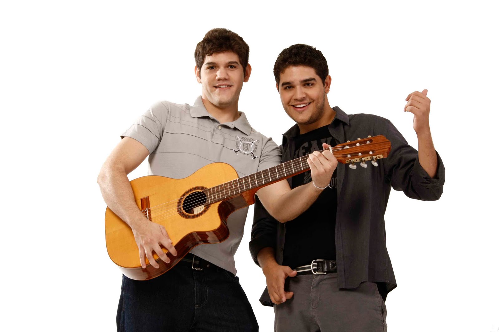 Novas Bandas - Atualidades no mercado Musical: Conheçam Hugo e Matheus