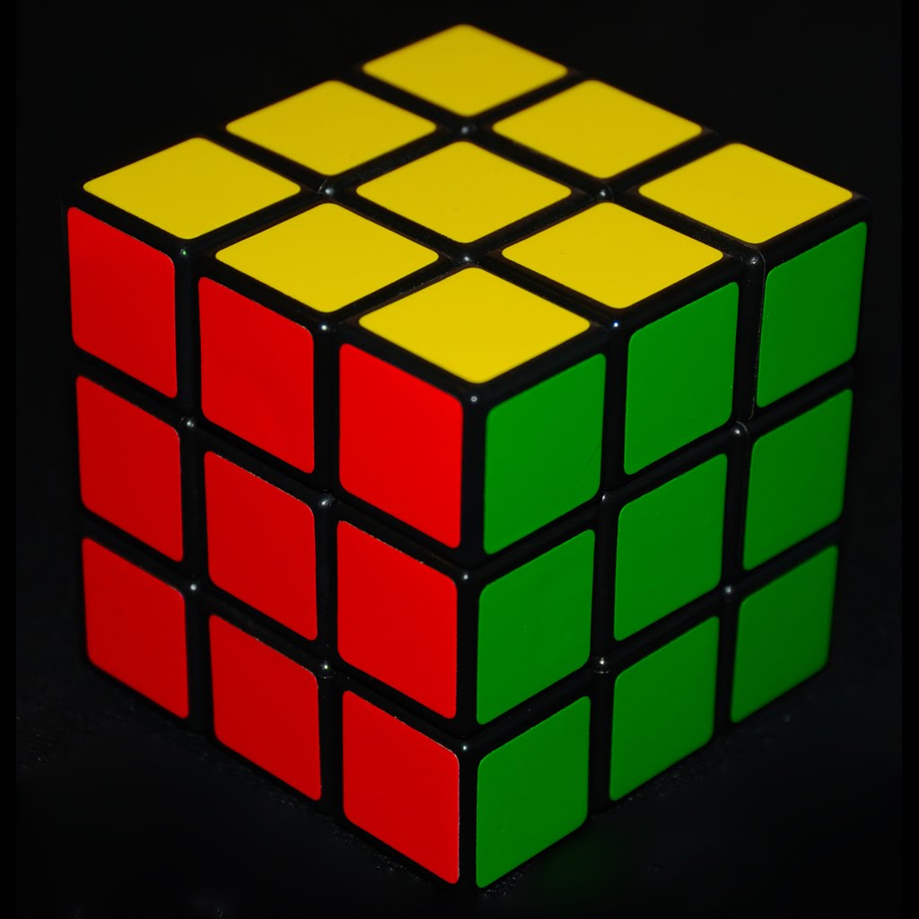Fotos y Composiciones: El Cubo de Rubik
