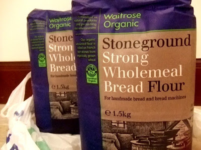 Happy Cup: Waitrose Organic Wholemeal Bread Flour
