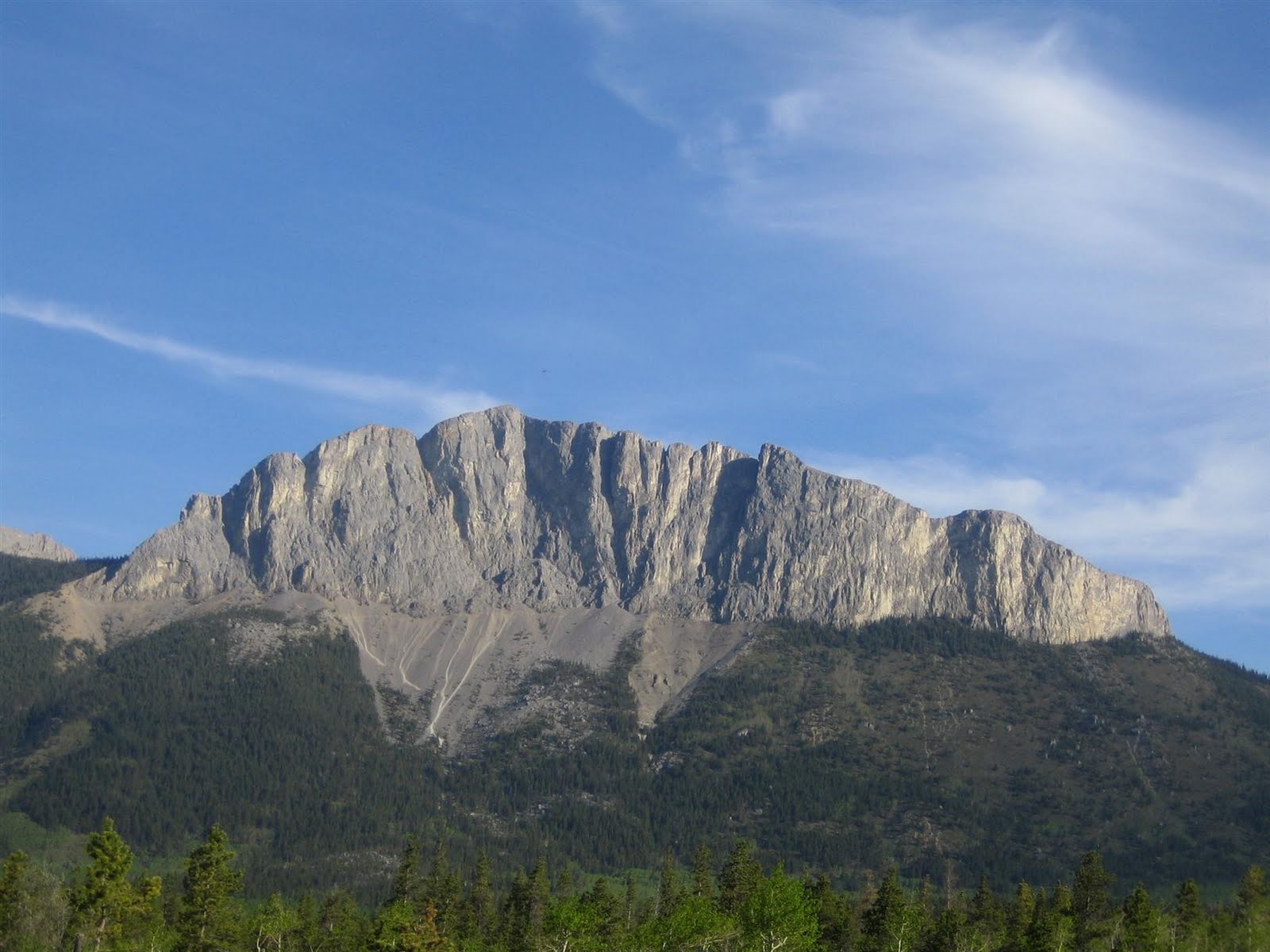 Banff Trail Trash: Yamnuska!