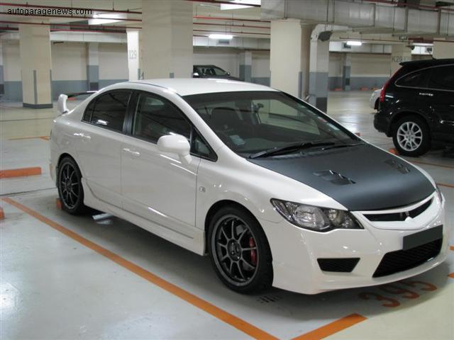 Honda Civic FD with OZ Alleggerita