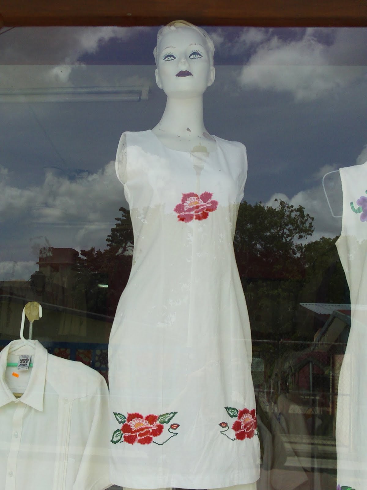 Restoring the Americas: Maya Fashion