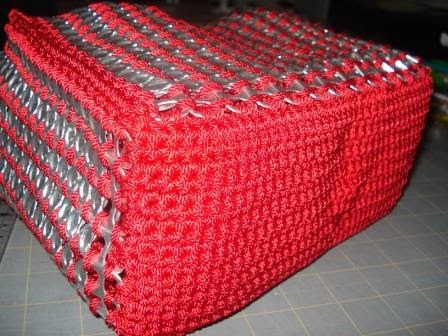 Instructions to make a purse out of pop tabs: Square Bottom Red Purse.