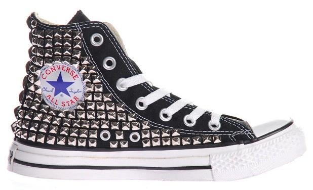 R2G2 COLLECTION: Converse Studded sneakers
