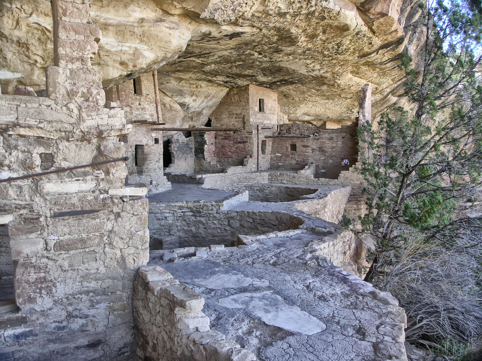 PHOTOS BY JOE SALADINO: MESA VERDE RUINS IN COLORADO