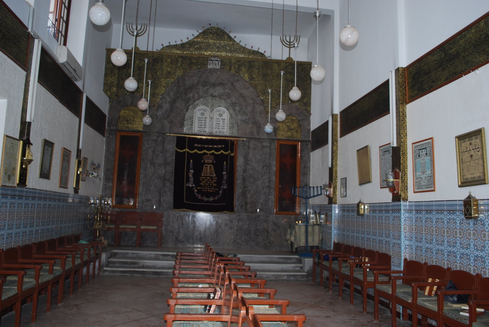 socalgalopenwallet: The synagogue in Marrakech