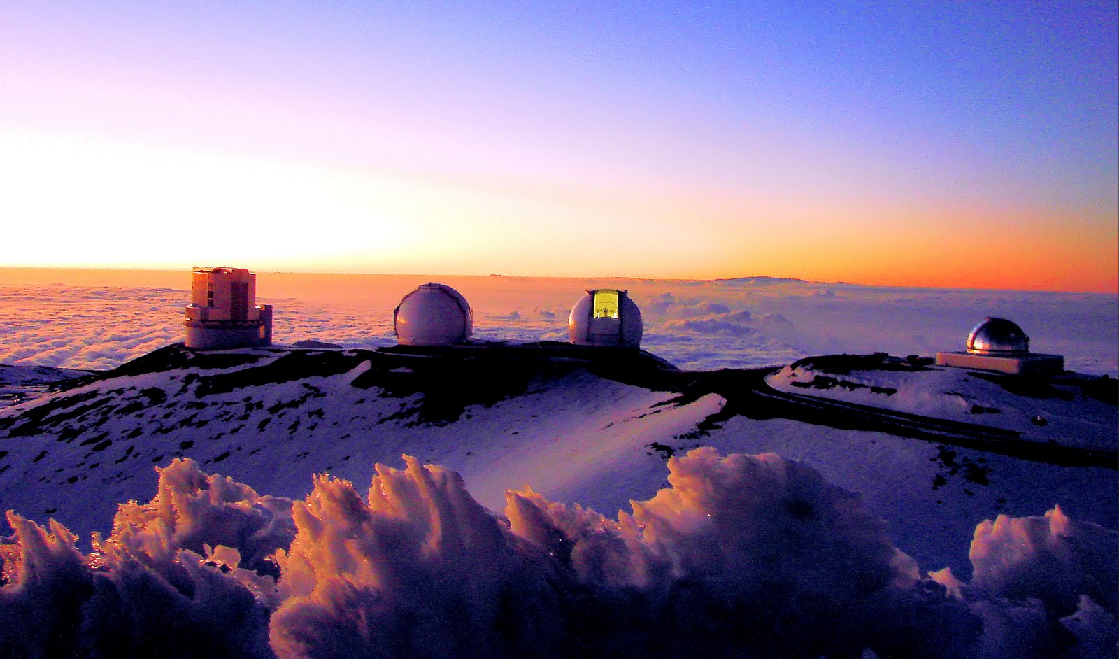 zbuckster: Beautiful photographs of observatories