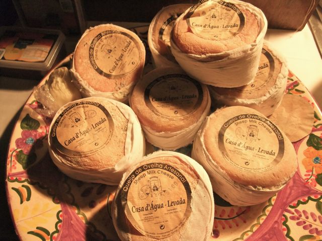 The Cheeselover: Borough's night cheese market