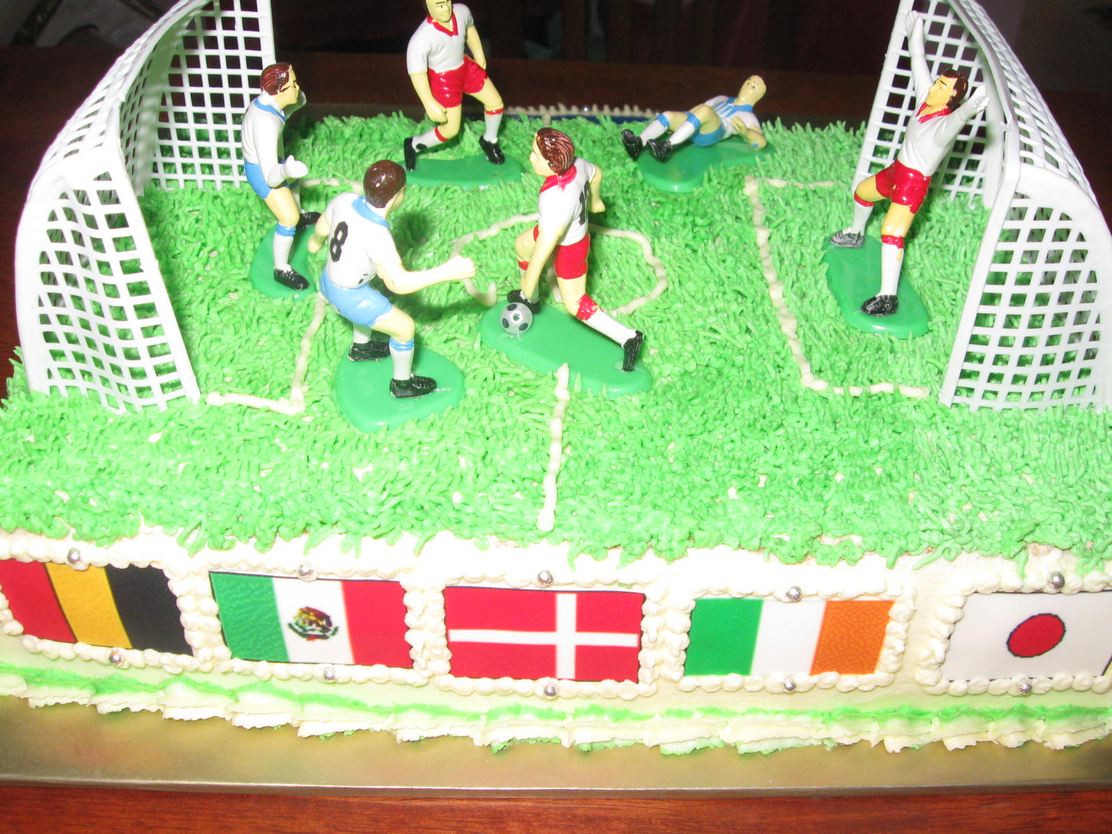 Cakes & Cupcakes for all occasions: FIFA Worldcup Cake