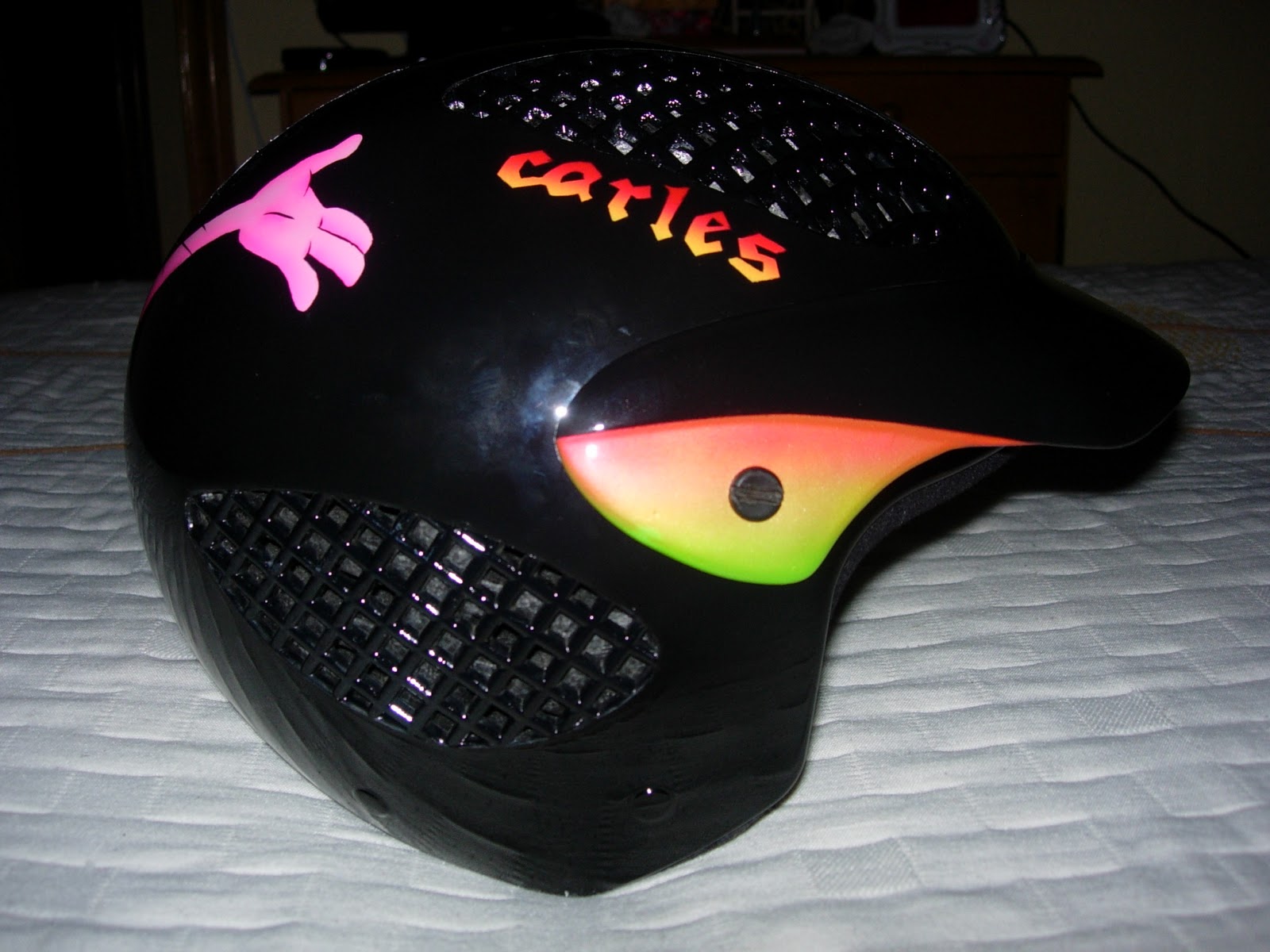 SoniArt Creaciones: Casco Pantera Rosa