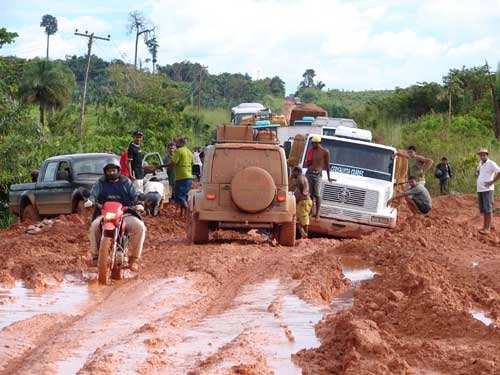 Rodovia Transamazônica completa 40 anos, mas obras ainda estão ...