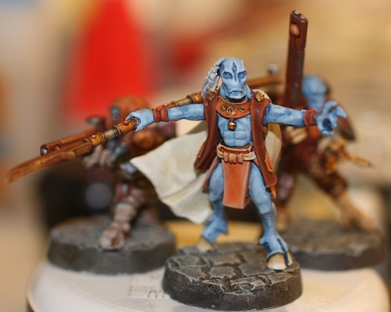 40k Hobby Blog: Tau Ethereal & Shadowsun